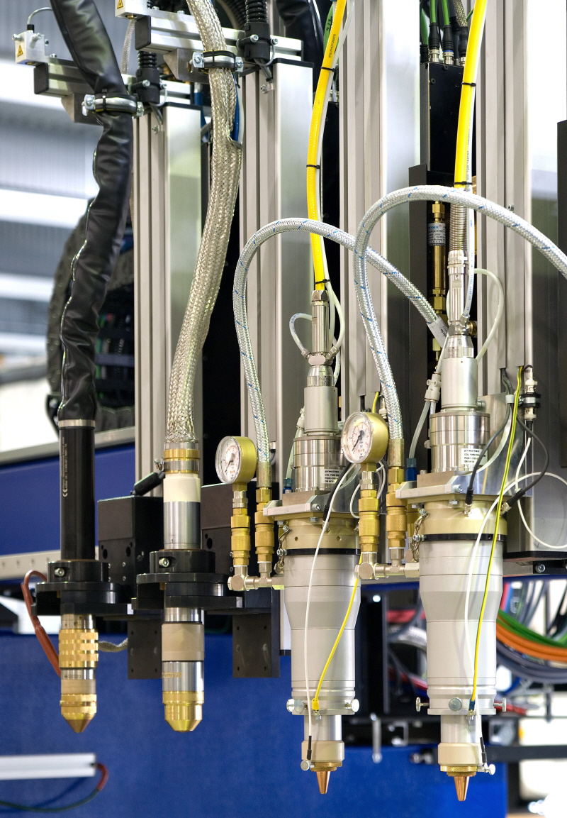 Fibre lasers punch presses press brakes profiling euroblech